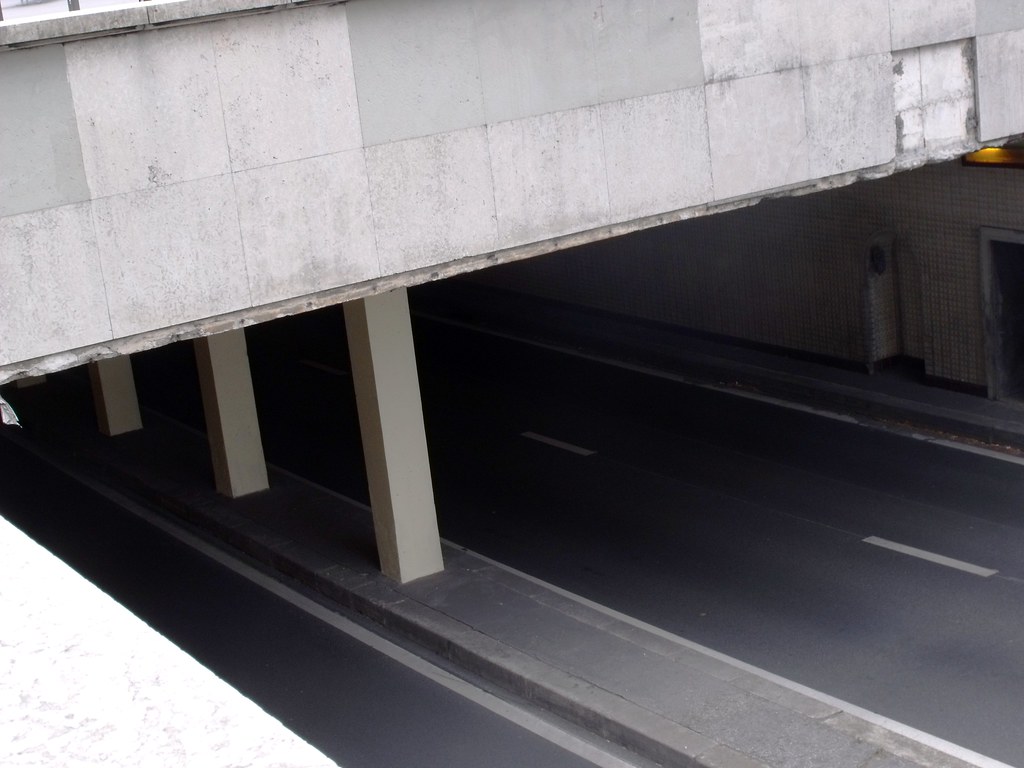 The Crown faces backlash after plans to recreate Diana's final moments ...